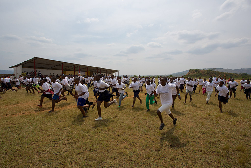 Margaret Butler Uses Running to Inspire Young Girls in Rwanda - Hero ...